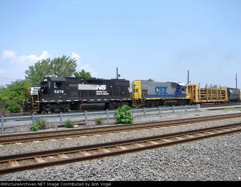 NS 5278 and CSX 1543